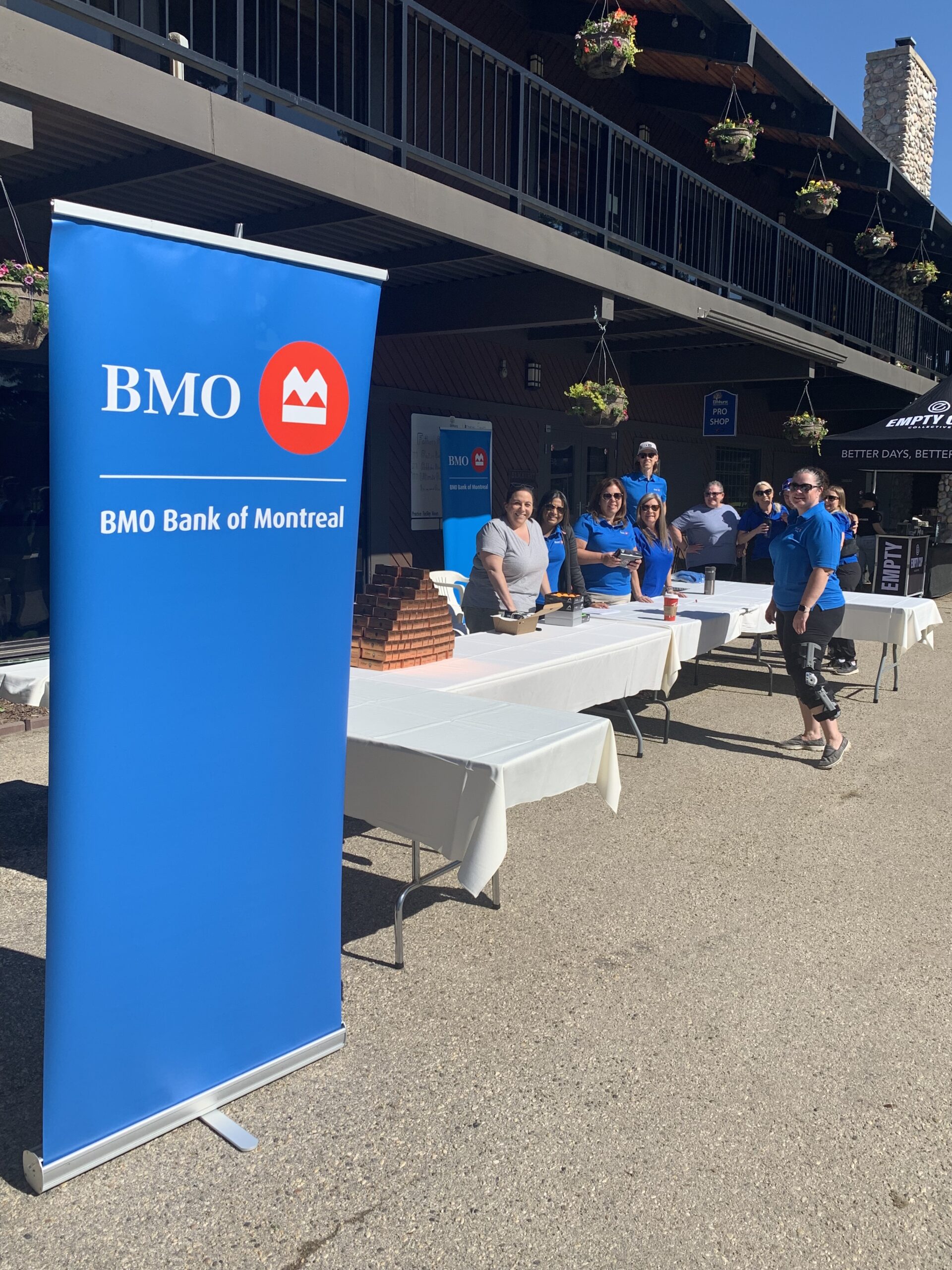 BMO employee-led Bear’s Paw tournament helps kids - Children’s Hospital ...